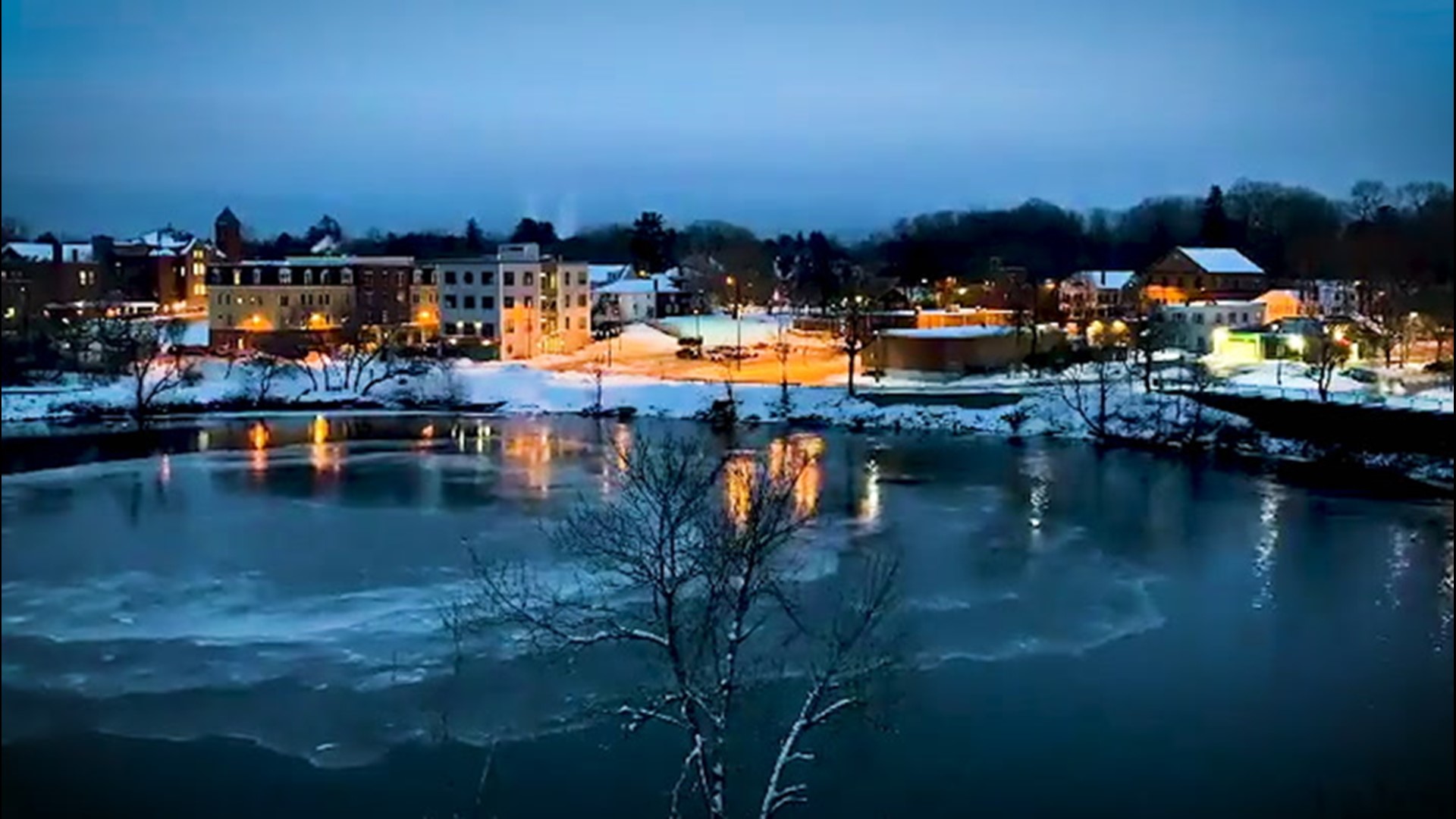 Floating ice disk spinning into formation | wtol.com