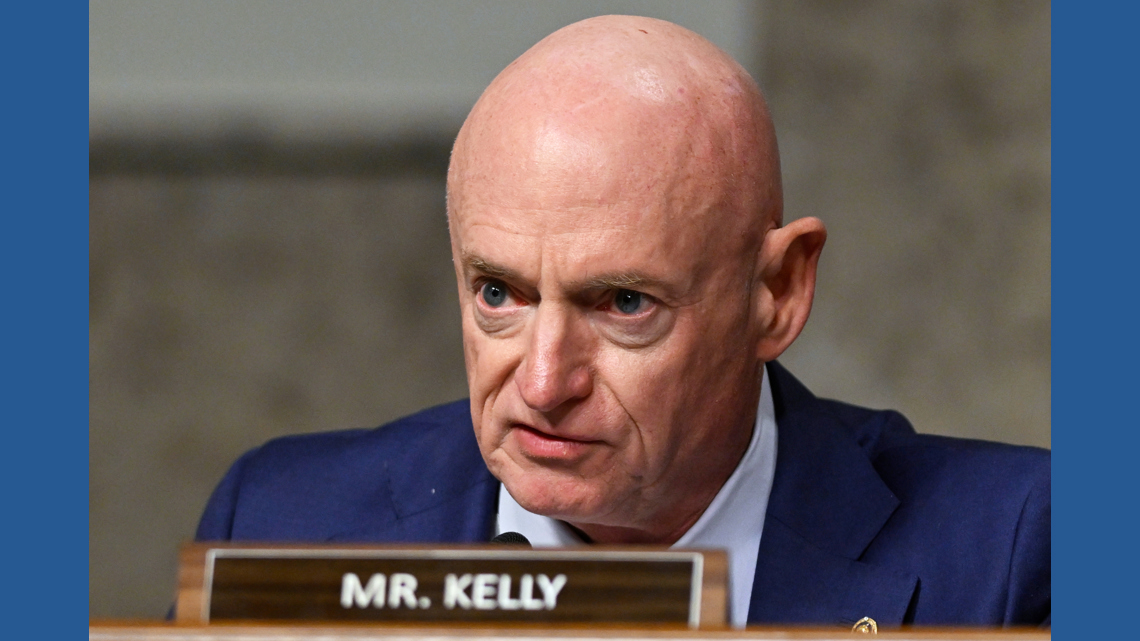 Experts doubt the Pentagon can punish Kelly over the 'illegal orders ...