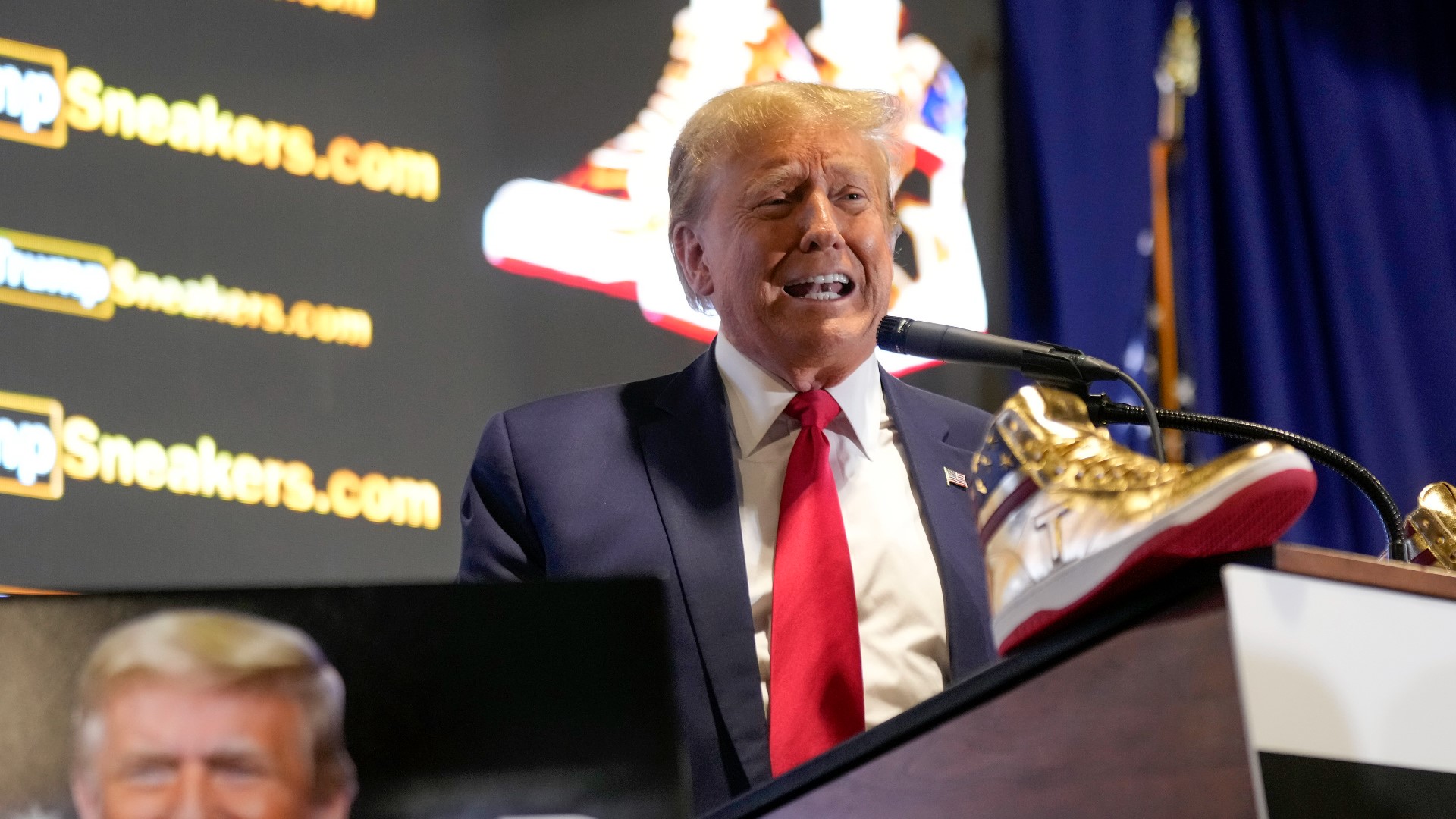 Trump unveils $399 sneaker line at 'Sneaker Con' in Philadelphia | wtol.com