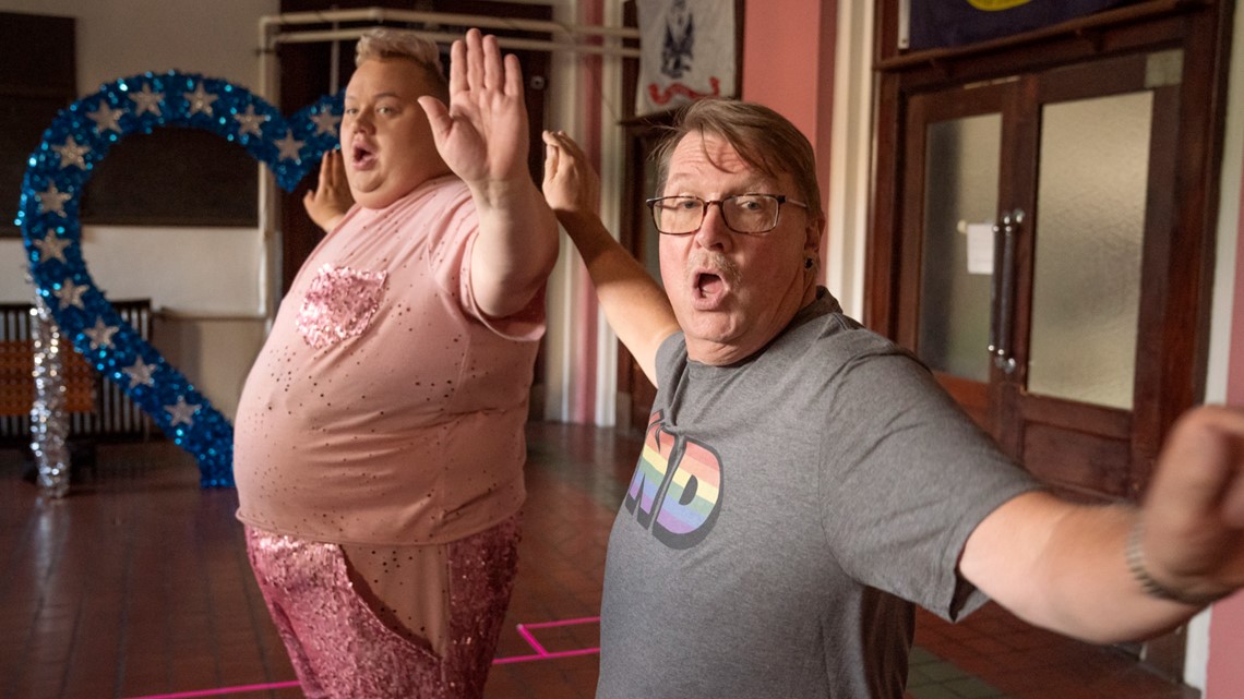 Indiana pastor loses job after appearing with drag queens on TV | wtol.com