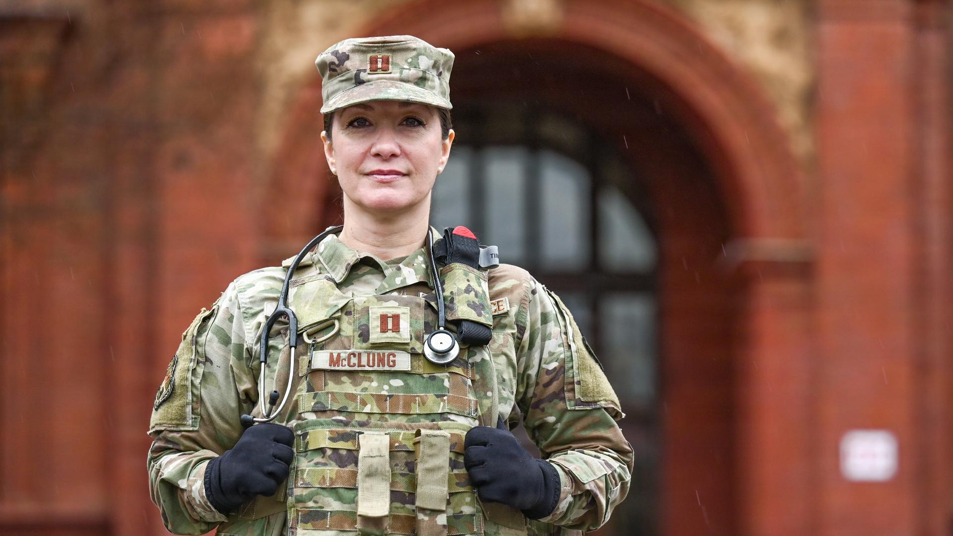 National Guard captain helps deliver baby inside car days before ...