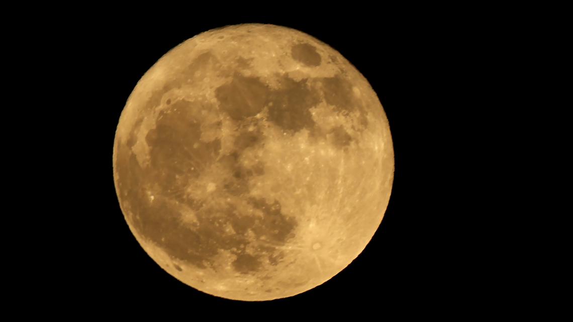 Strawberry moon 2025: When to watch June's full moon | wtol.com