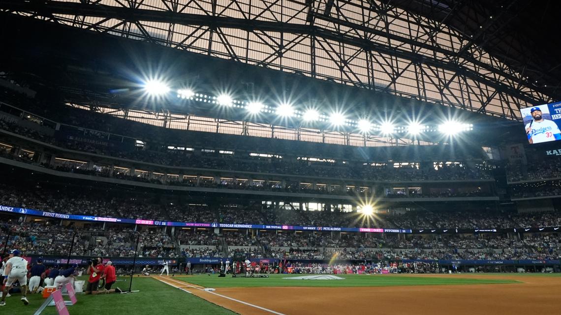 Star-Spangled Banner sparks social media outcry | wtol.com