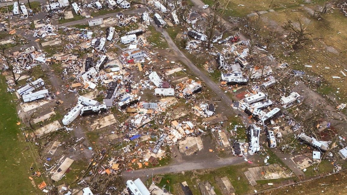 Indian Lake Ohio tornado: Residents salvage the remains | wtol.com