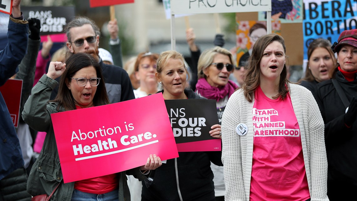 Order blocking enforcement of Ohio abortion ban stands | wtol.com