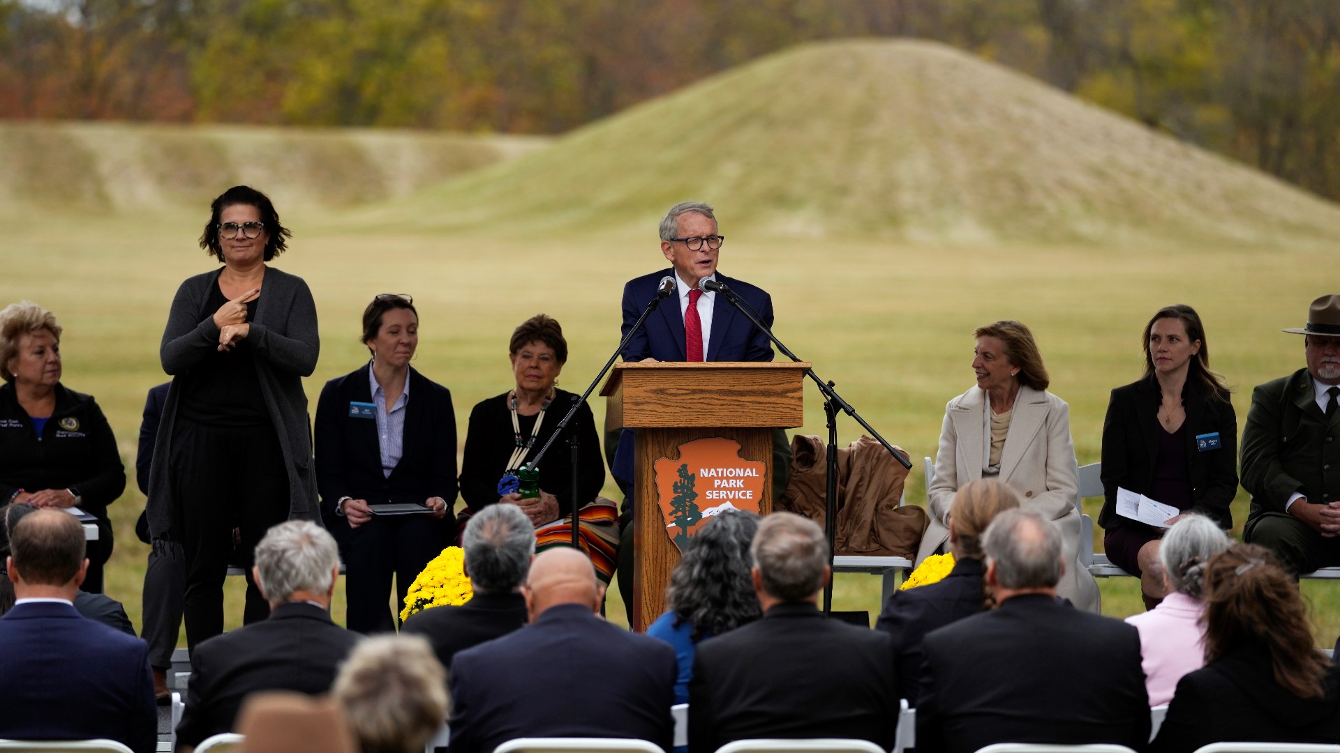 Ohio's Hopewell Ceremonial Earthworks designated as heritage site ...