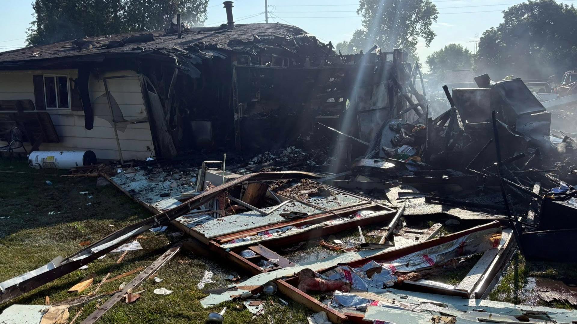House explosion in Mansfield, Ohio: 3 firefighters injured, man ...