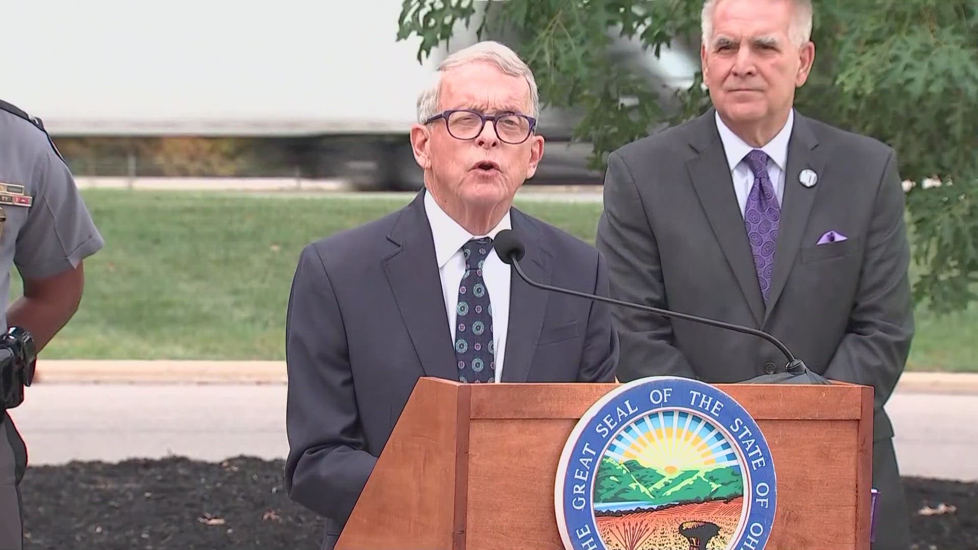 Enforcement begins for Ohio's new distracted driving law | wtol.com