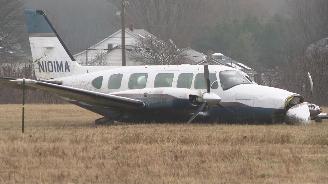 Geauga County: Plane carrying inmate crashes at airport | wtol.com