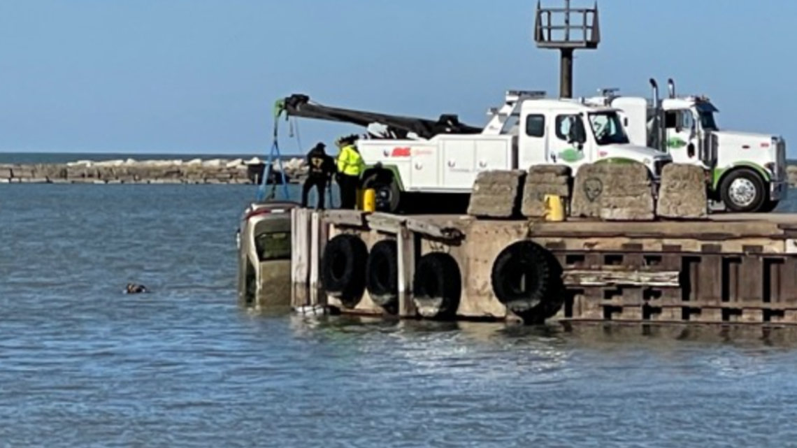 Officials investigating after bodies recovered from Lake Erie | wtol.com