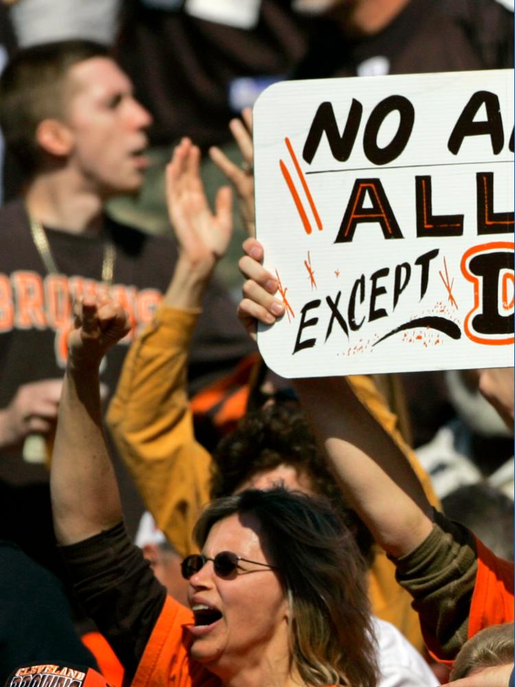 Cleveland Browns to celebrate 40 Years of the Dawg Pound | wtol.com