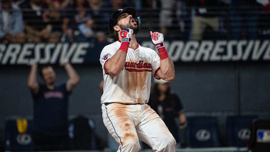 Ashley Adamson's path to Pac-12 shaped by '94 Miracle in Michigan ...