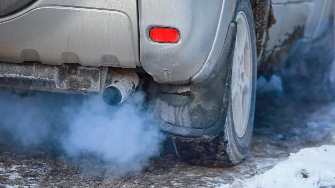 How does cold weather impact a car's gas mileage? | wtol.com