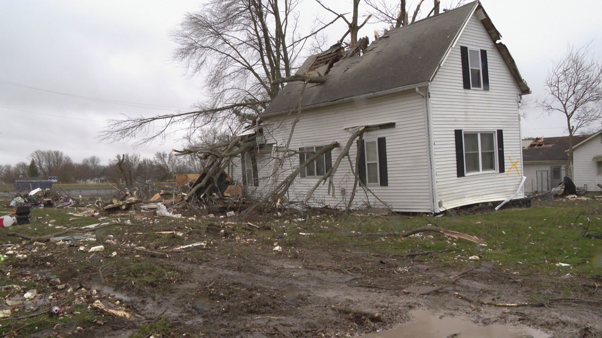 NWS: At least 10 tornadoes across central Indiana Friday night | wtol.com