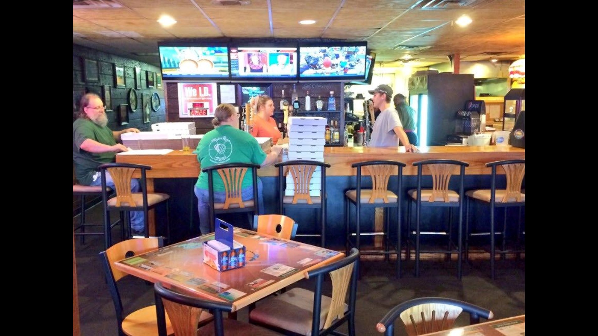 Myles' Pizza Pub closing after 39 years of service; Trotters Tavern ...