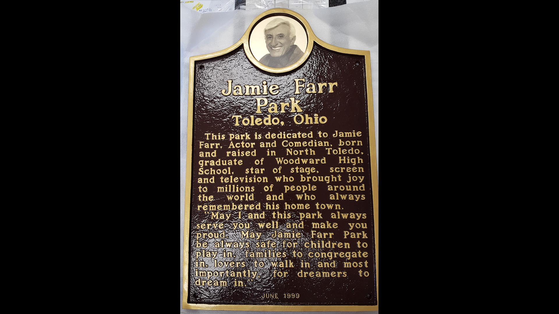 Jamie Farr comes back to Toledo for the dedication of historic marker ...