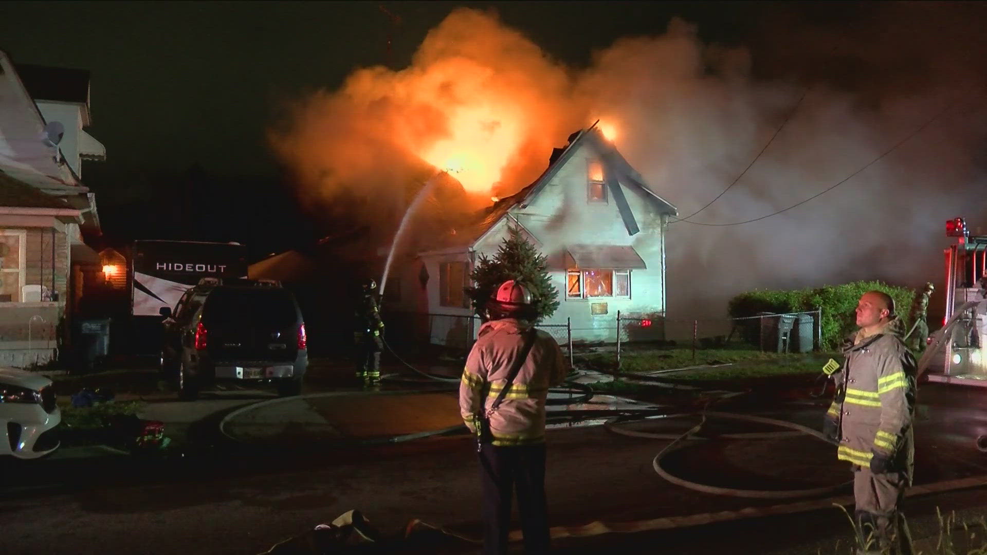 Firefighter injured while responding to house fire in north Toledo ...