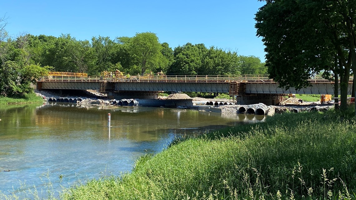 Concrete deck poured for new Portage River bridge in Elmore | wtol.com