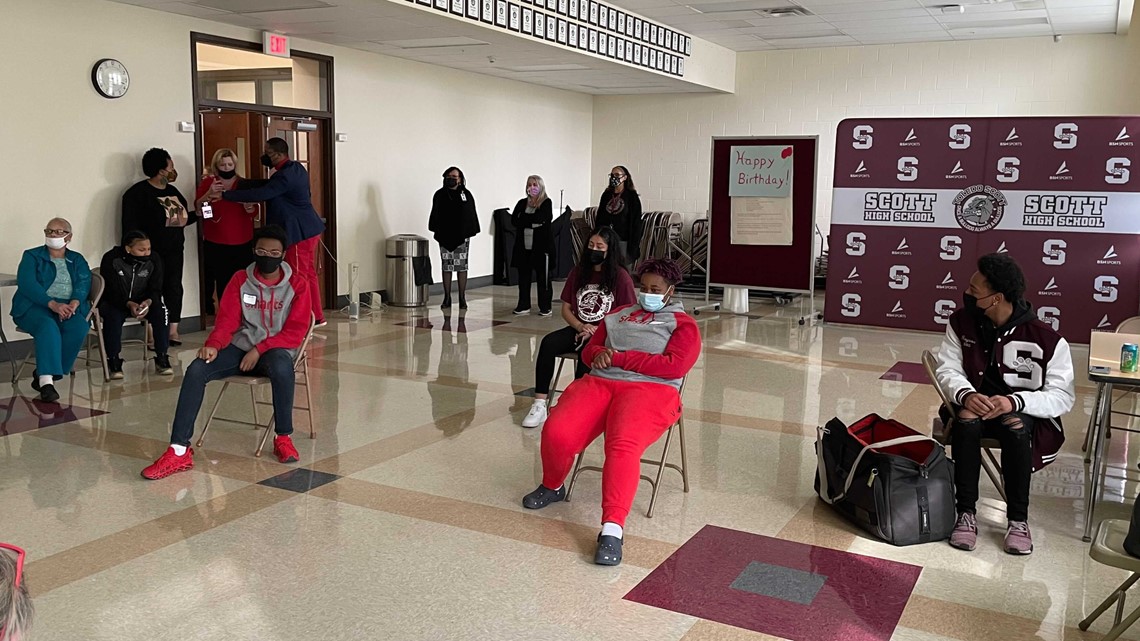 Scott High School college scholarship 2021 | wtol.com