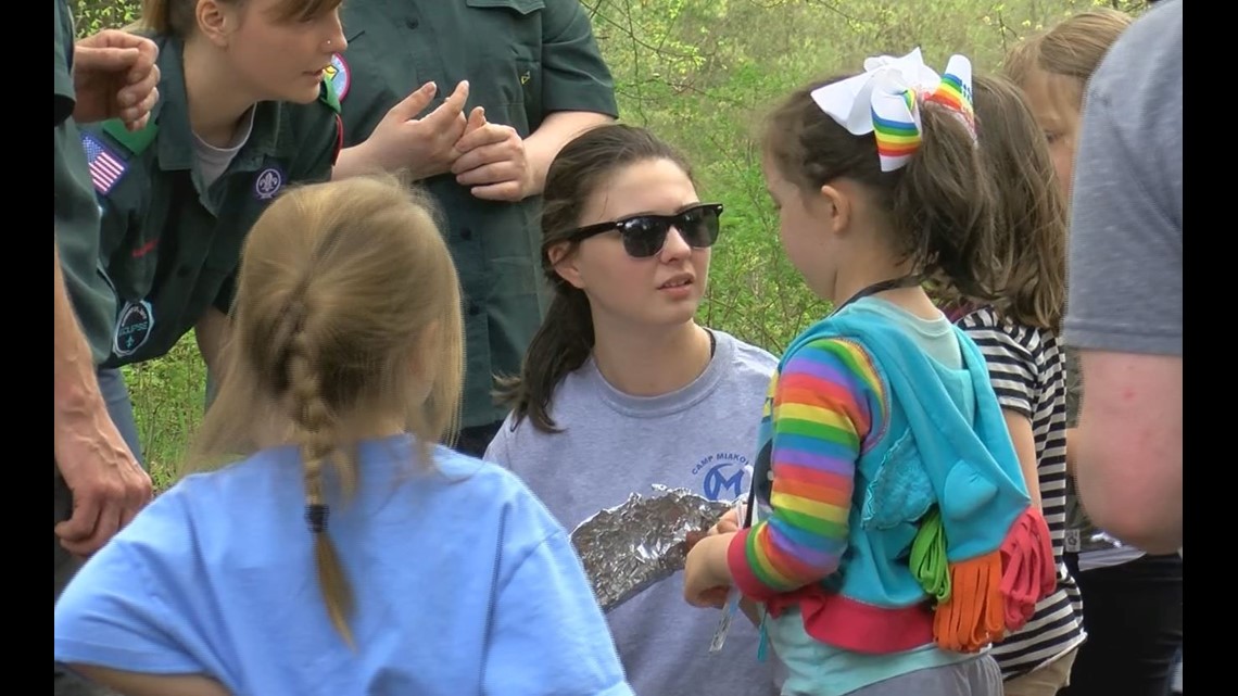 Girls learn what it's like to be a Boy Scout at Camp Miakonda | wtol.com