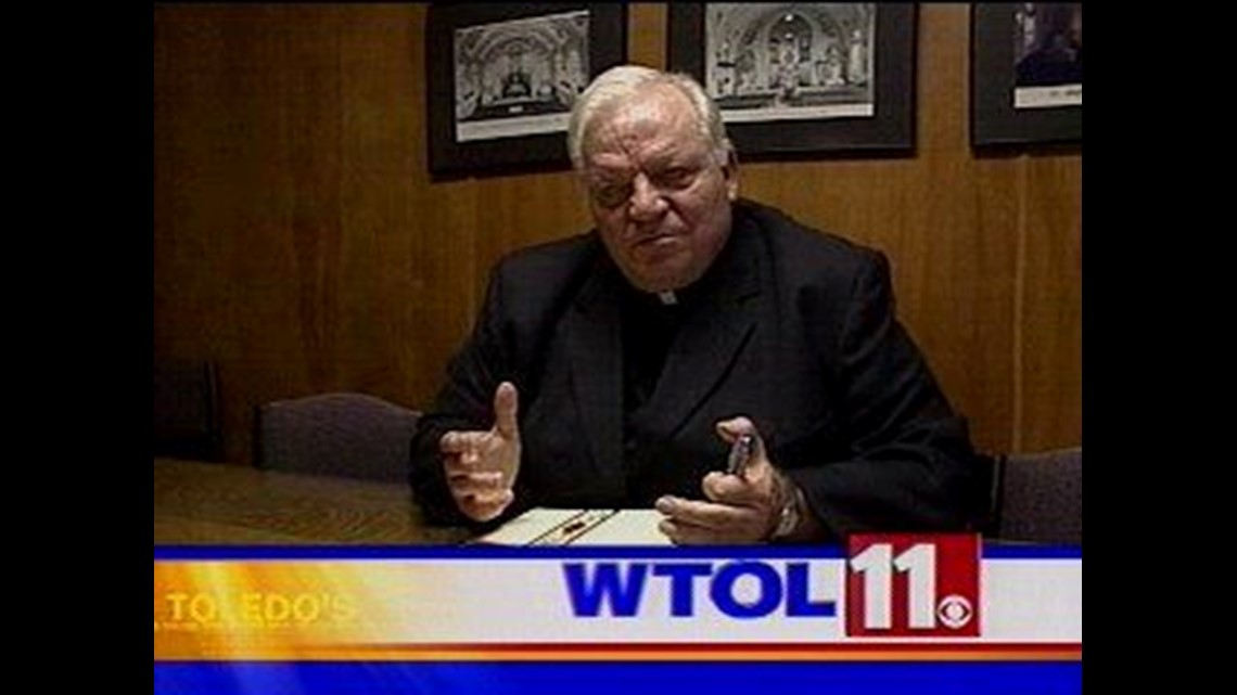 Fr. Frank Murd pleads 'not guilty' | wtol.com