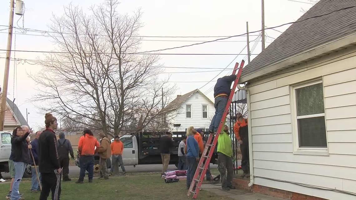 Retired police officer gets new roof with help from Officer Anthony Dia ...