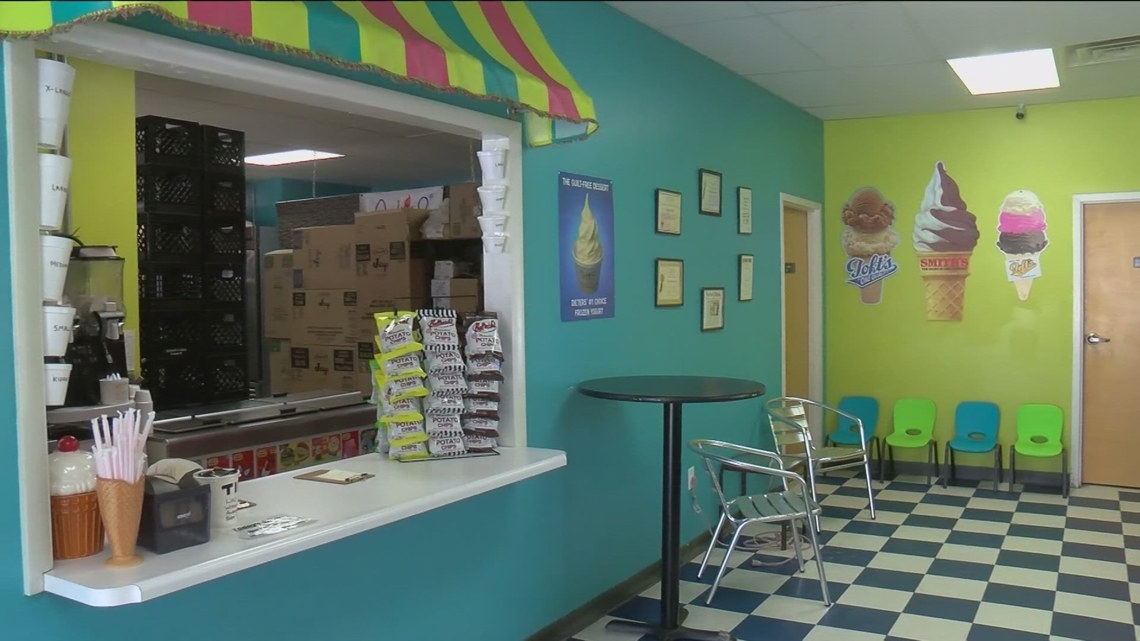 Sundae Station opens lobby to customers for first time in 5 years ...