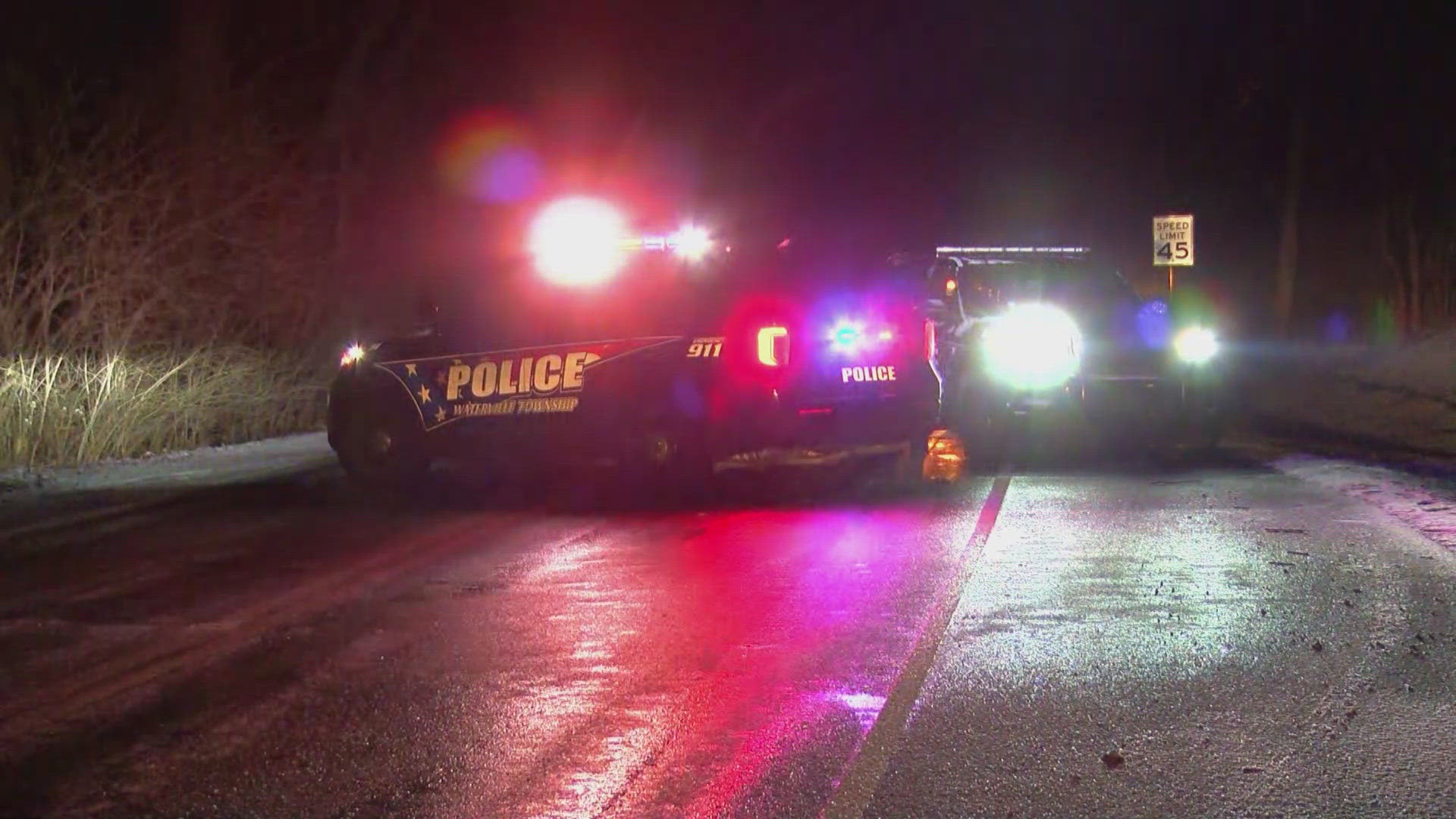 Single-car crash closes portion of N. River Road in Waterville | wtol.com