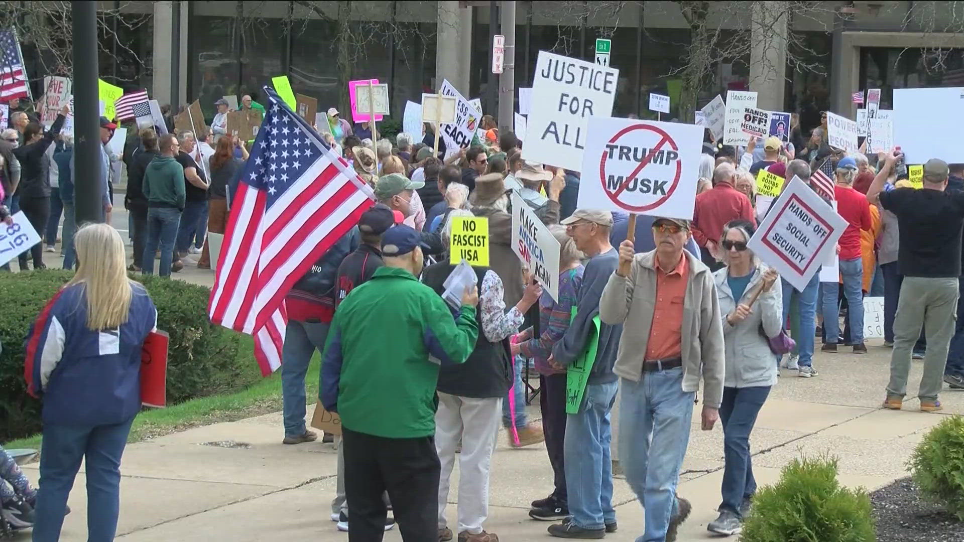 Protestors rally in Toledo amid democracy concerns | wtol.com