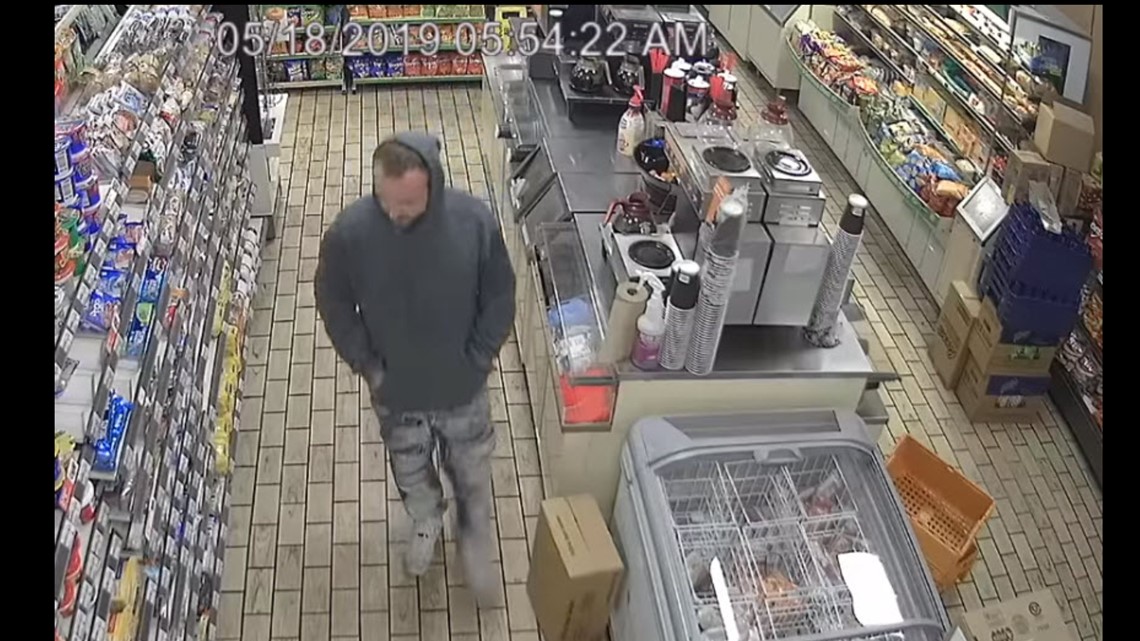 Caught on camera: TPD looking for 7-Eleven robbery suspect | wtol.com