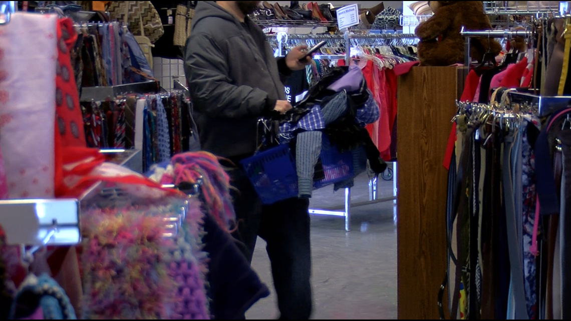 'Tidying up’ trend helps thrift stores clean up and cash in | wtol.com