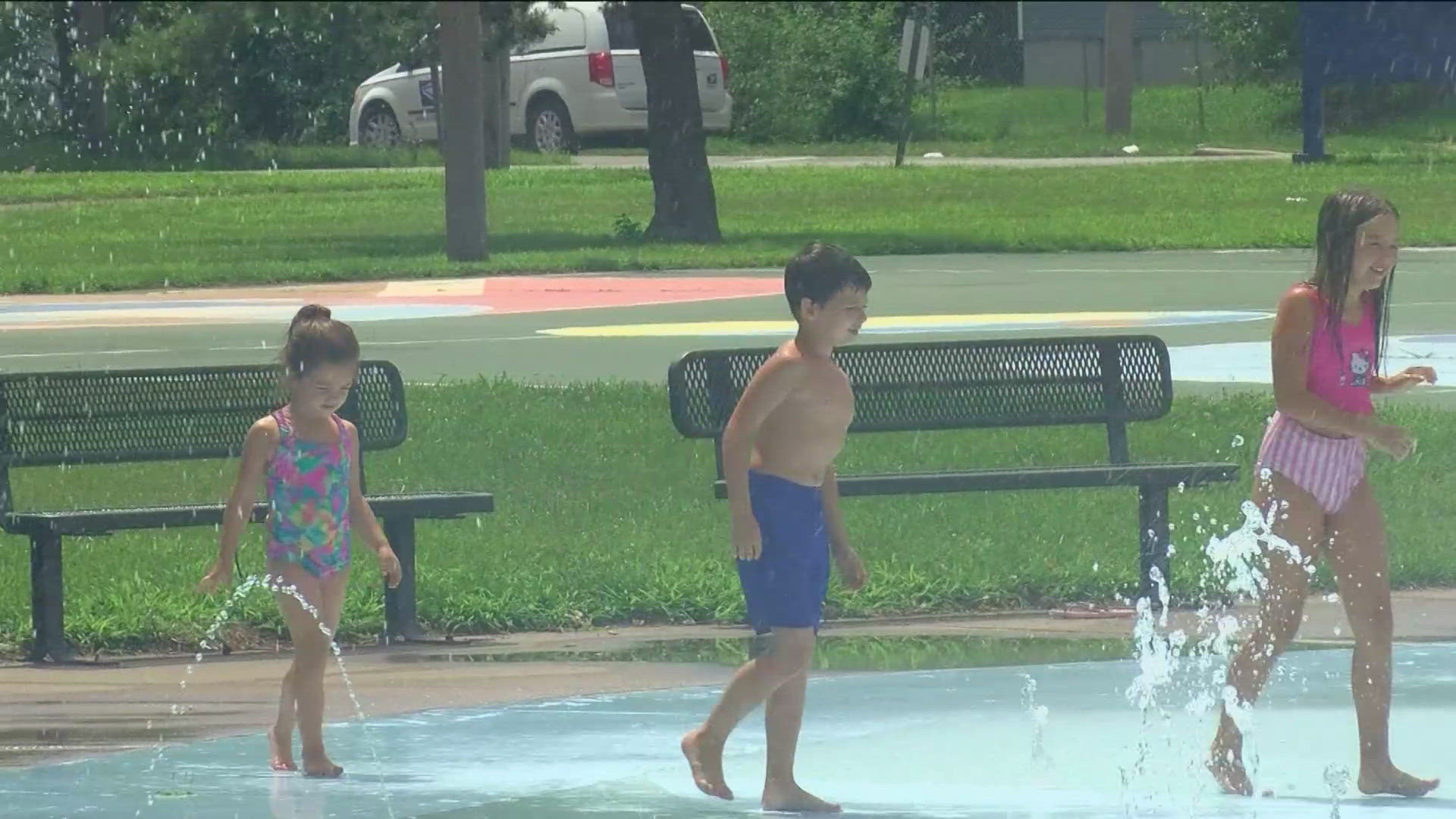 Toledo council member hosts summer splash pad event to engage youth ...