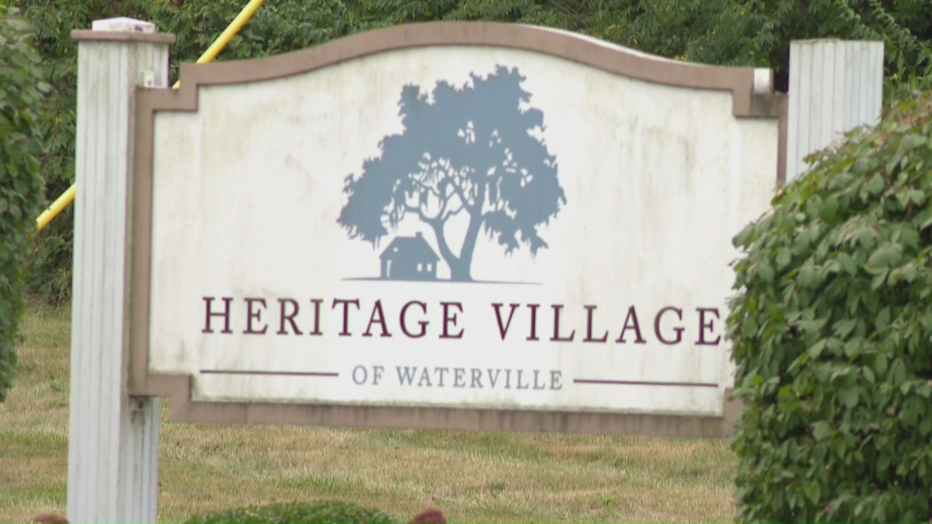 US futures slip while Asian shares gain as Fed chair Powell faces legal ...