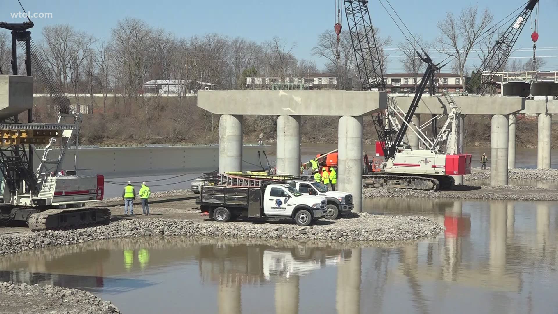 Napoleon bridge construction | wtol.com