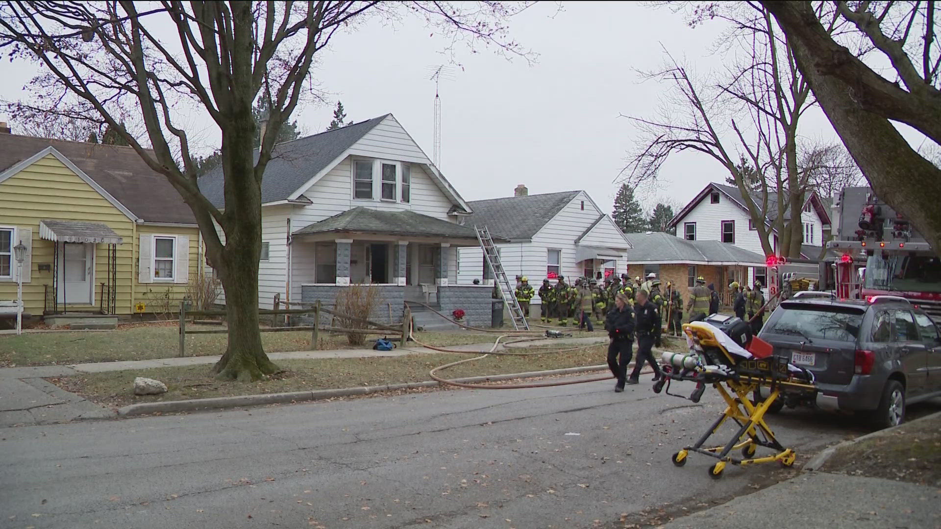 3 adults uninjured after north Toledo house fire | wtol.com