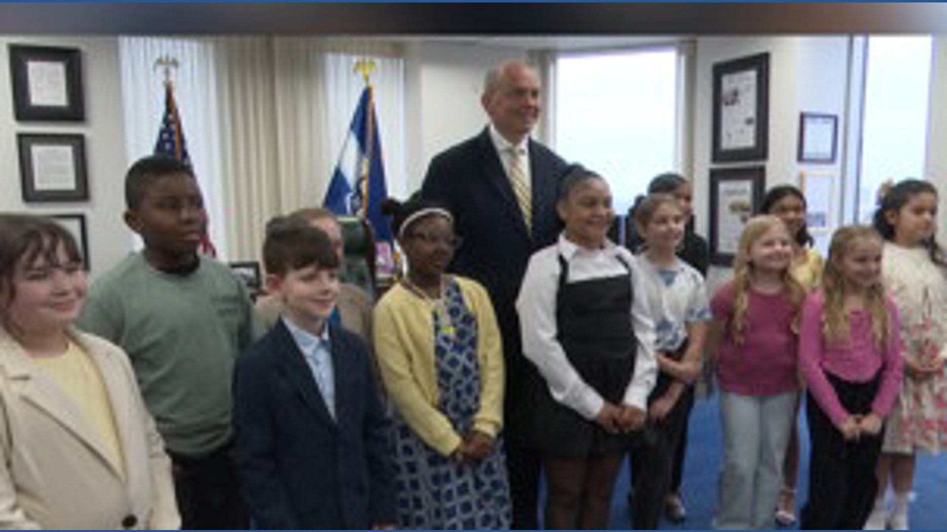 Toledo Mayor Wade Kapszukiewicz announces this year's kid mayor and kid ...