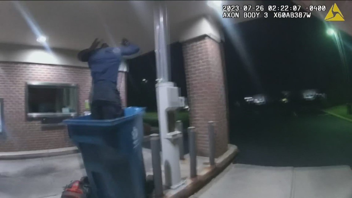 Huron police catch bank robber who falls into recycling bin | wtol.com