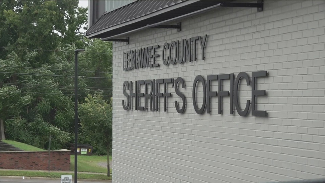 Lenawee County Sheriff's Office identifies man wielding knife who died ...