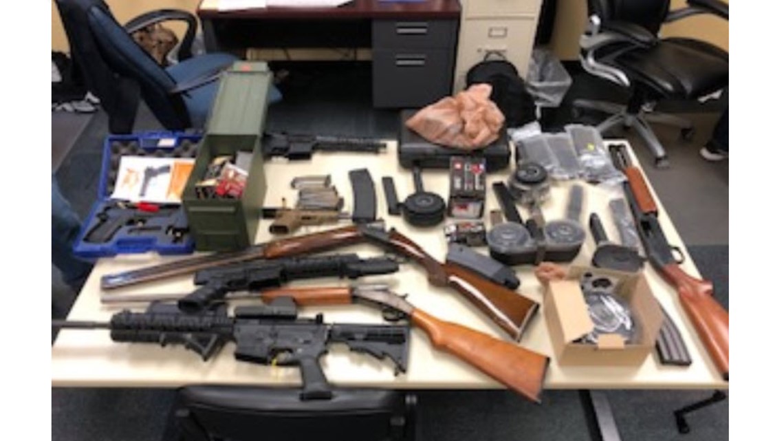 Toledo police seize cache of illegally owned guns | wtol.com