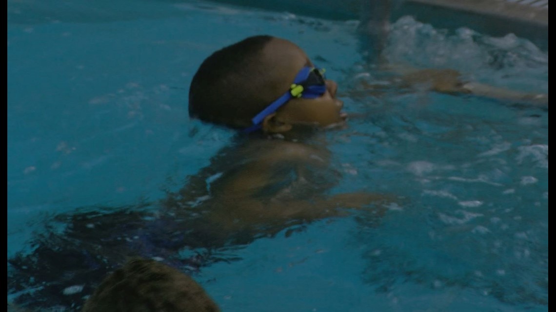 Kids learn how to swim at Josh Project event on Sunday | wtol.com