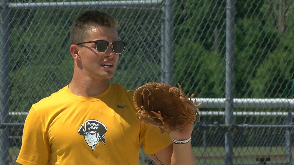 Jase Bowen continues to train despite canceled minor's season | wtol.com