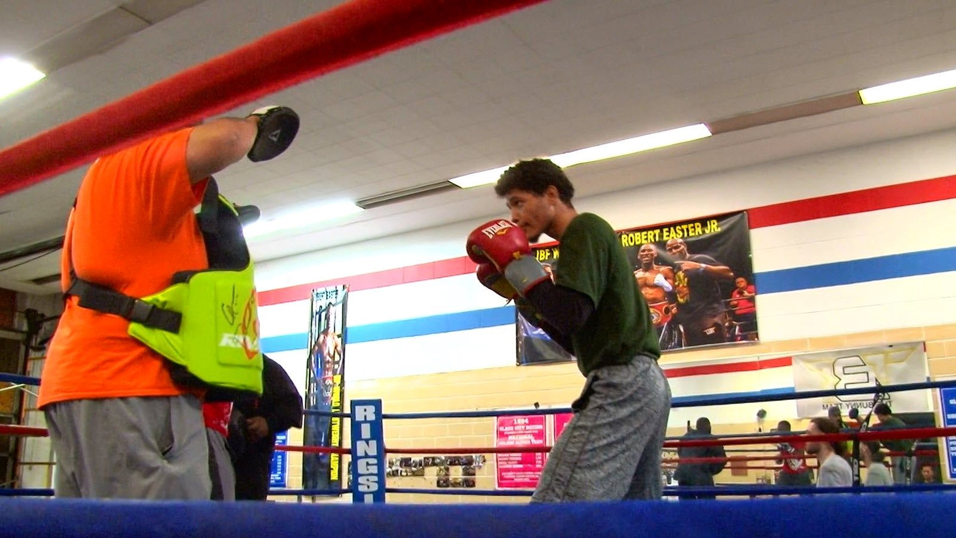 Toledo boxer improves to 19-1 after knockout win in Tijuana | wtol.com