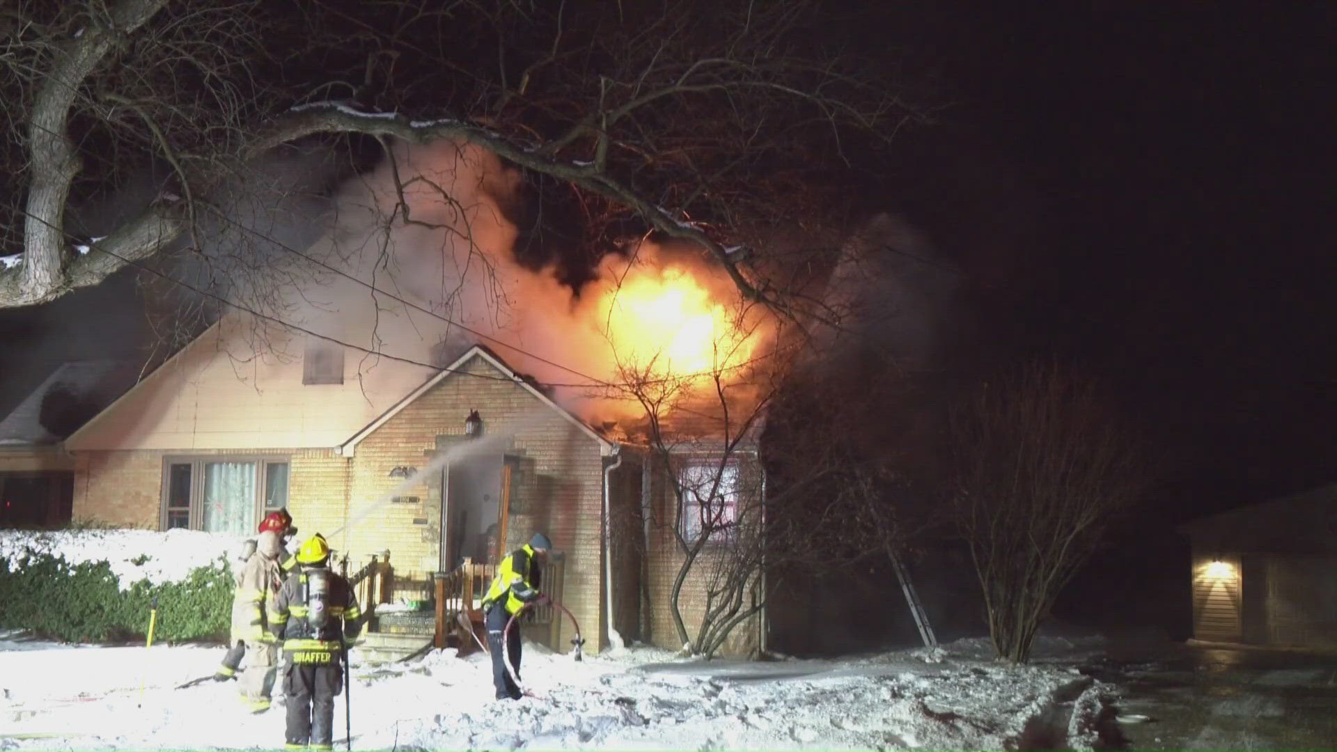 No injuries after Maumee home suffers major damage in overnight fire ...