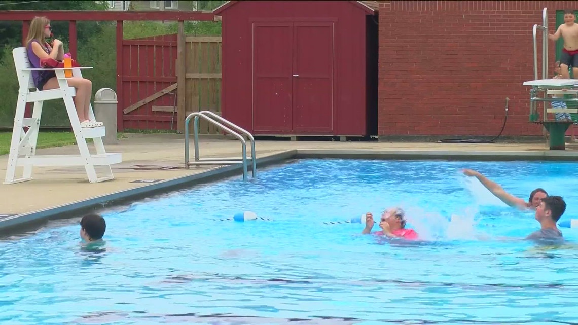 Woodville Pool makes a splash with long-awaited reopening | wtol.com