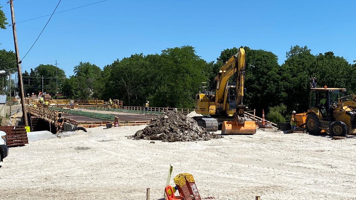 Concrete deck poured for new Portage River bridge in Elmore | wtol.com