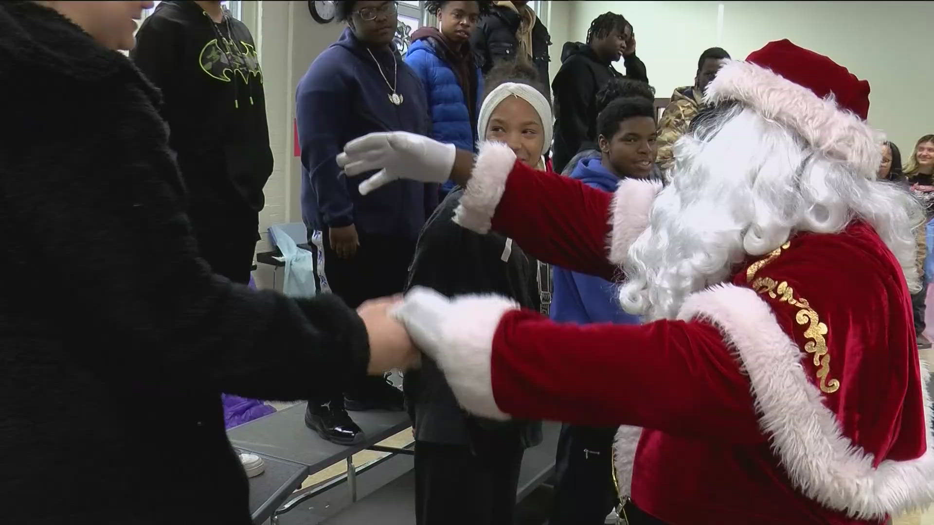 Scott High School grad gives back to community as Black Santa 419 ...