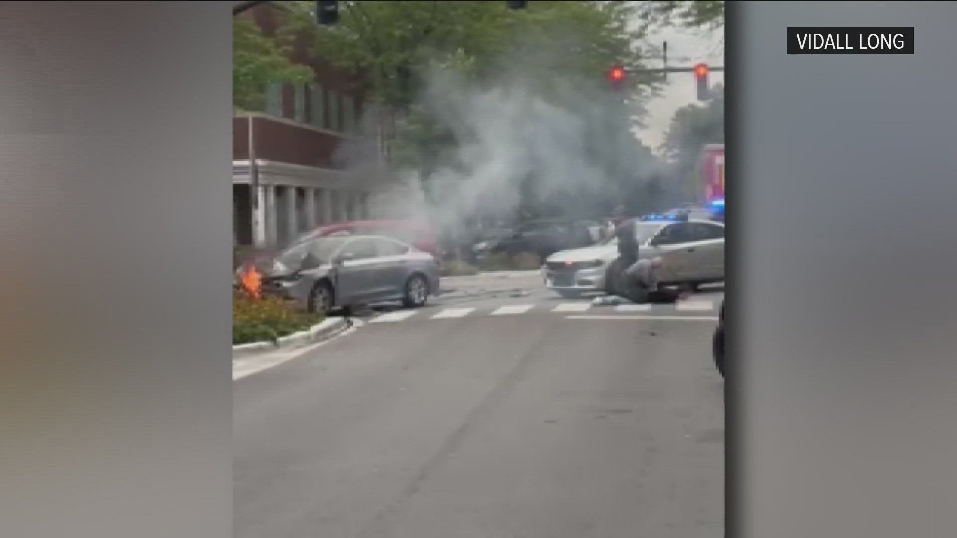 Video, witnesses show police pursuit that ended in crash in Maumee ...