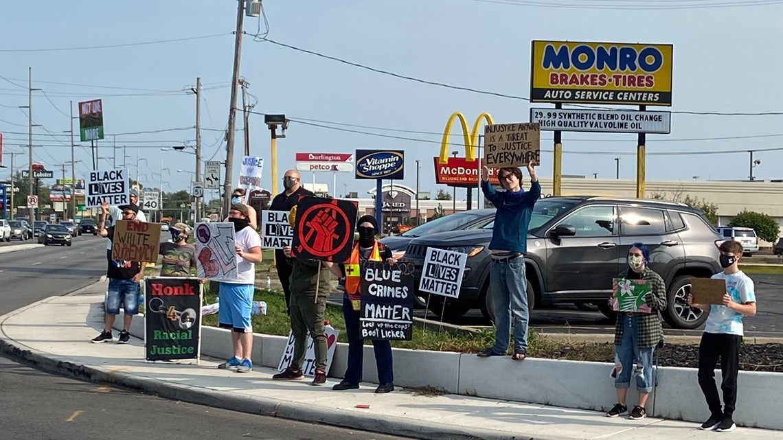 Protesters in Toledo demand justice for Breonna Taylor after no ...