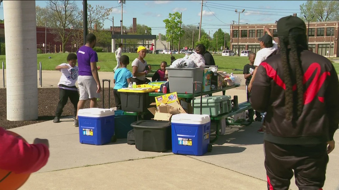 Save the Youth holds community cookout in Toledo | wtol.com