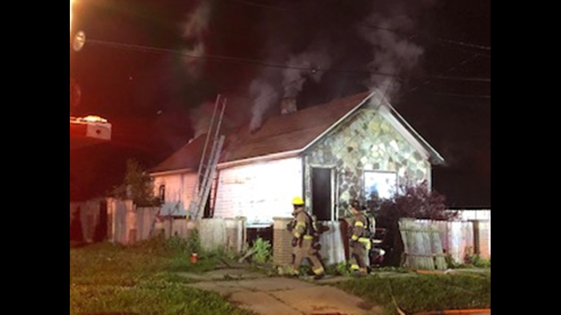 Crews fight second central Toledo house fire this morning | wtol.com
